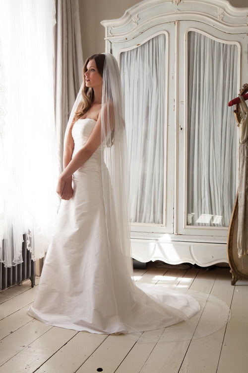 Wedding Veils – The Wedding Room Nottingham